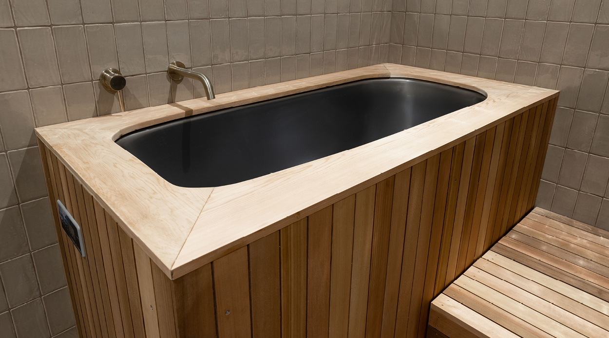 Where to find contrast therapy, the wellbeing craze that has us running ...