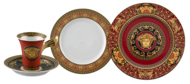 Create a magical holiday meal with Versace's entrancing table settings ...