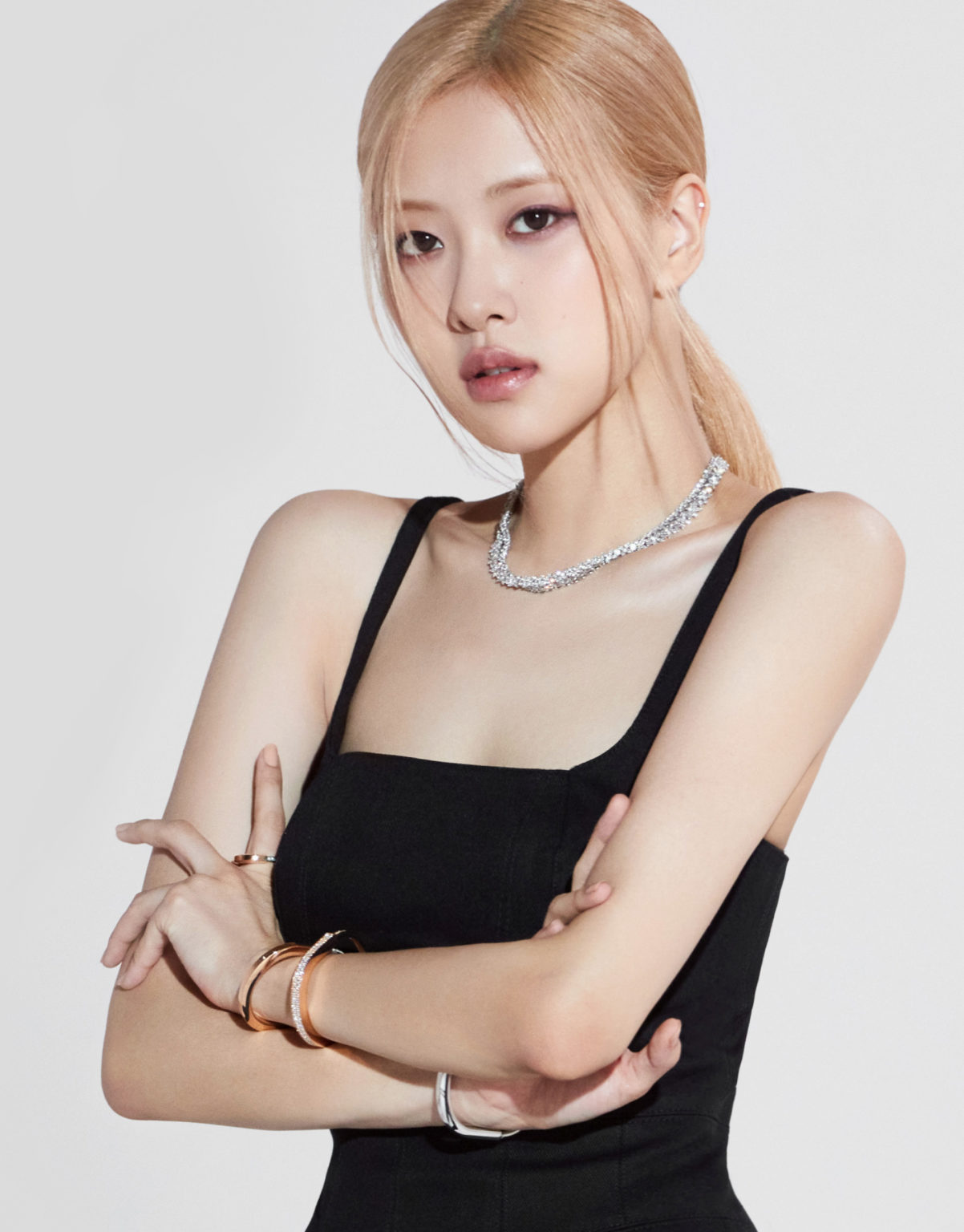Up close with our cover star & Kiwi global icon, BLACKPINK's Rosé