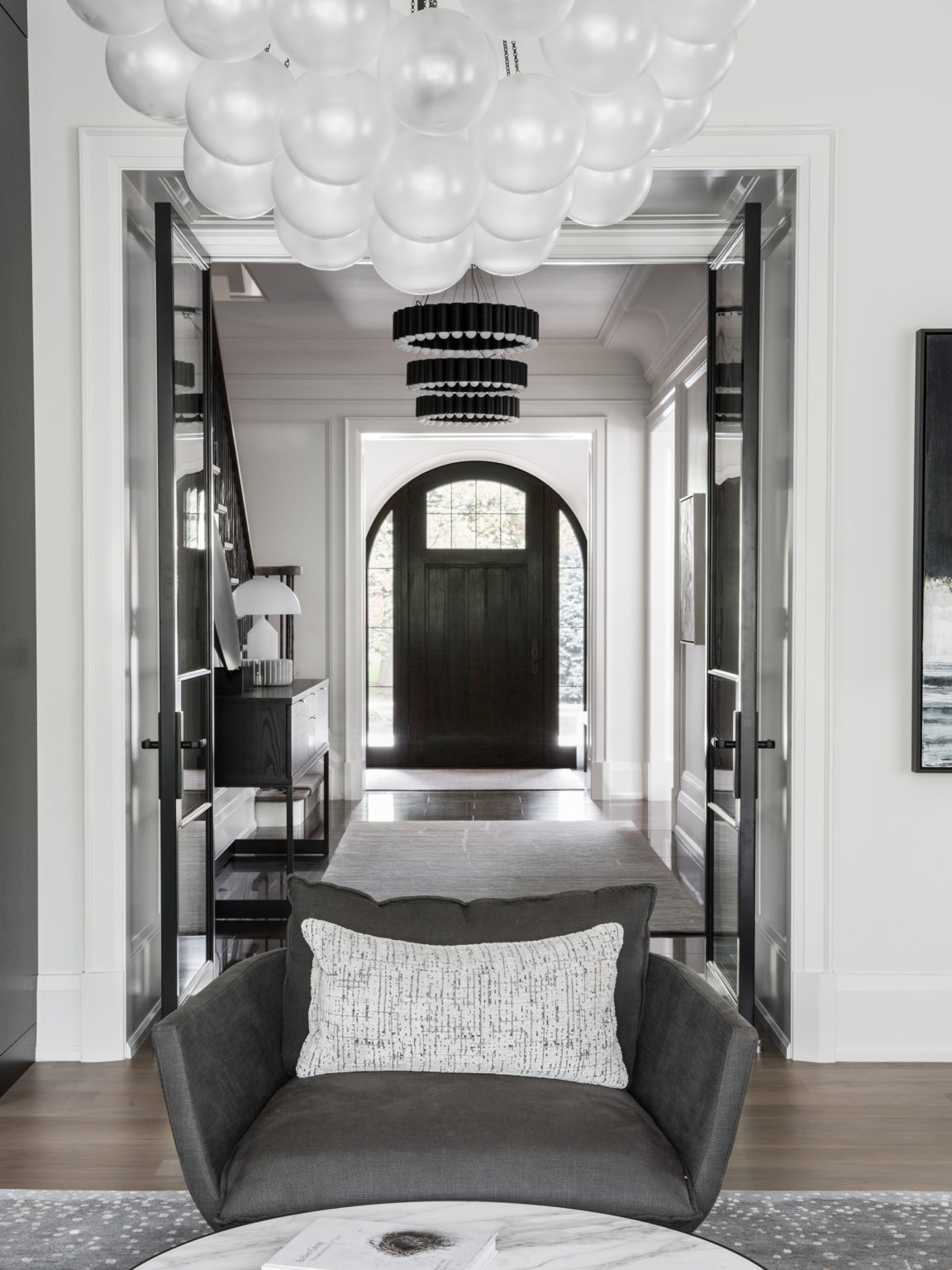 Step inside a minimalist masterpiece by Kim Lambert Design