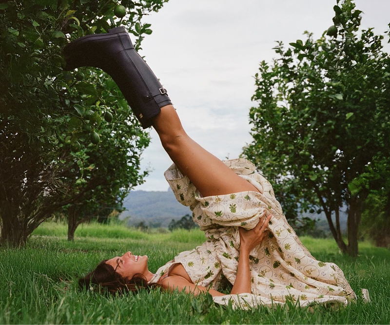 6 natural ways to keep the mozzies at bay this summer